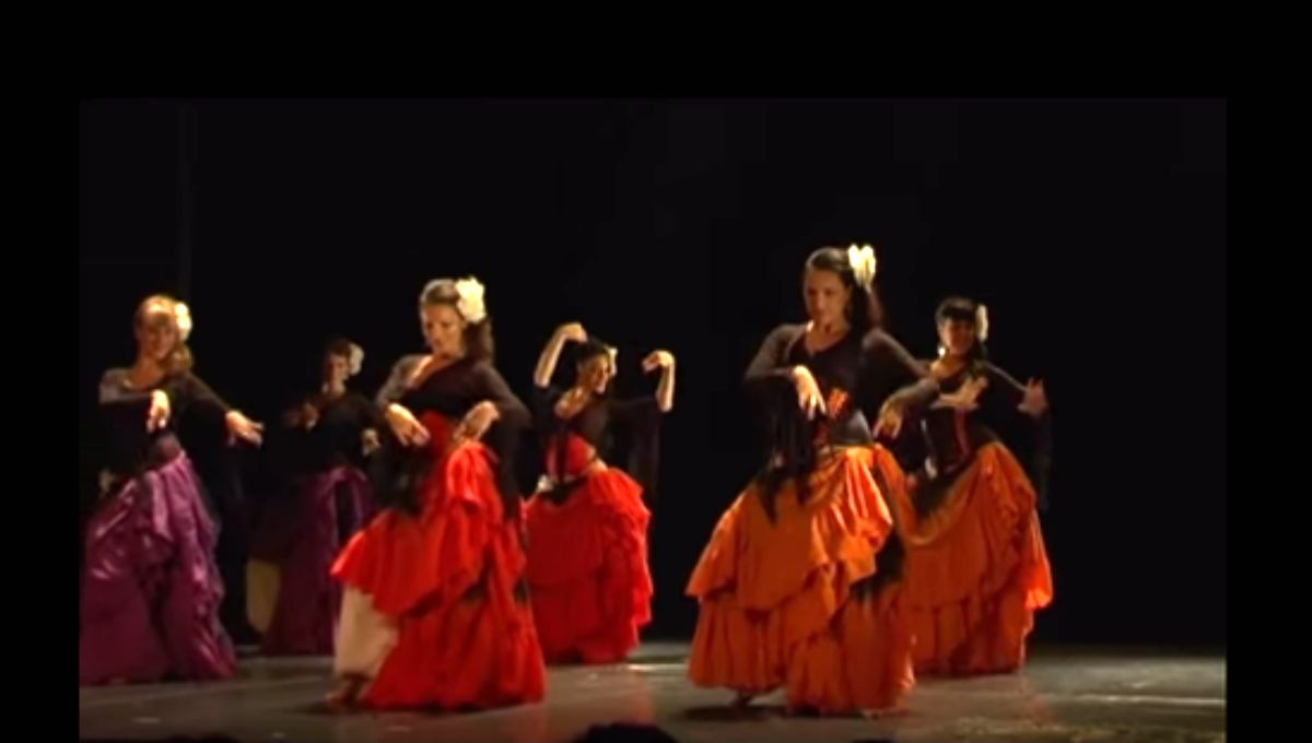 Esta Hermosa Danza Fusión Gitana Te Encantará - Via Ritmo