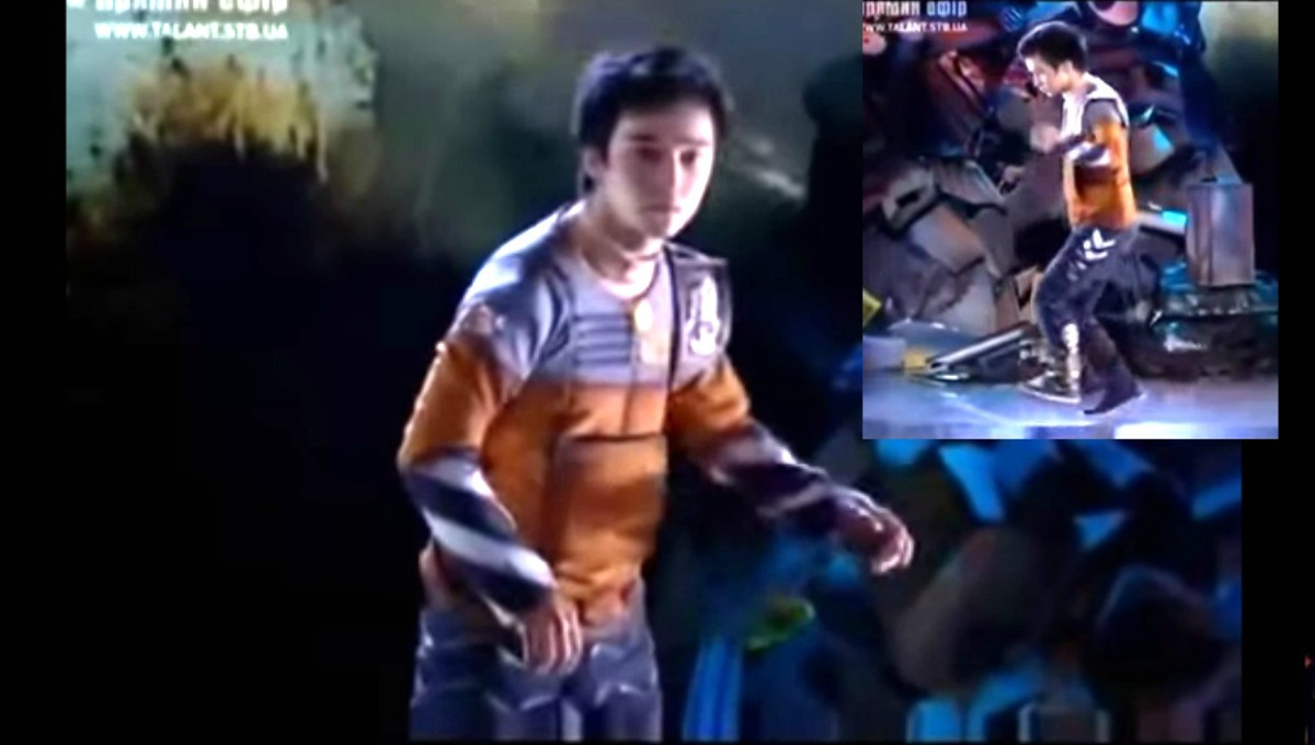 Este Baile Del Robot Te Impresionará Por Los Movimientos Del Chico Y La ...