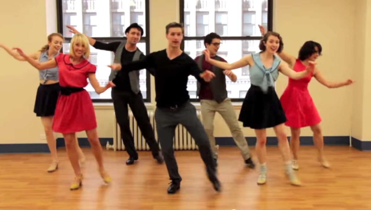 Estos Increibles Bailarines Hacen En Conjunto Una Bella Presentación De ...