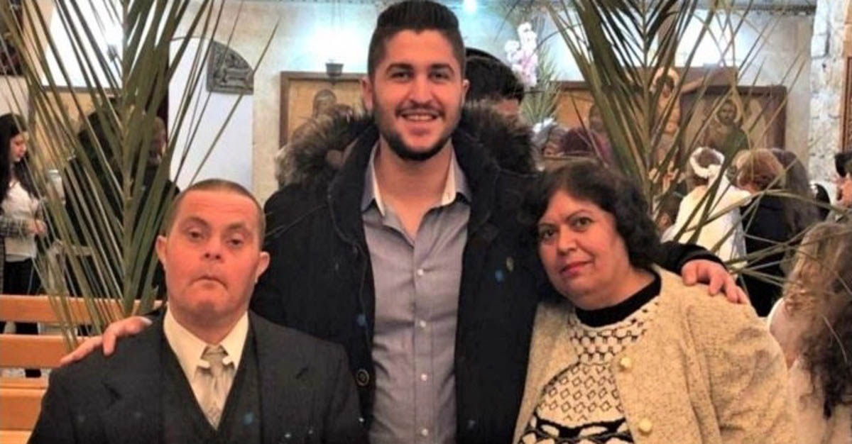 Joven Sirio Tiene Un Papá Con Síndrome De Down. Él Lo Ha Inspirado A ...